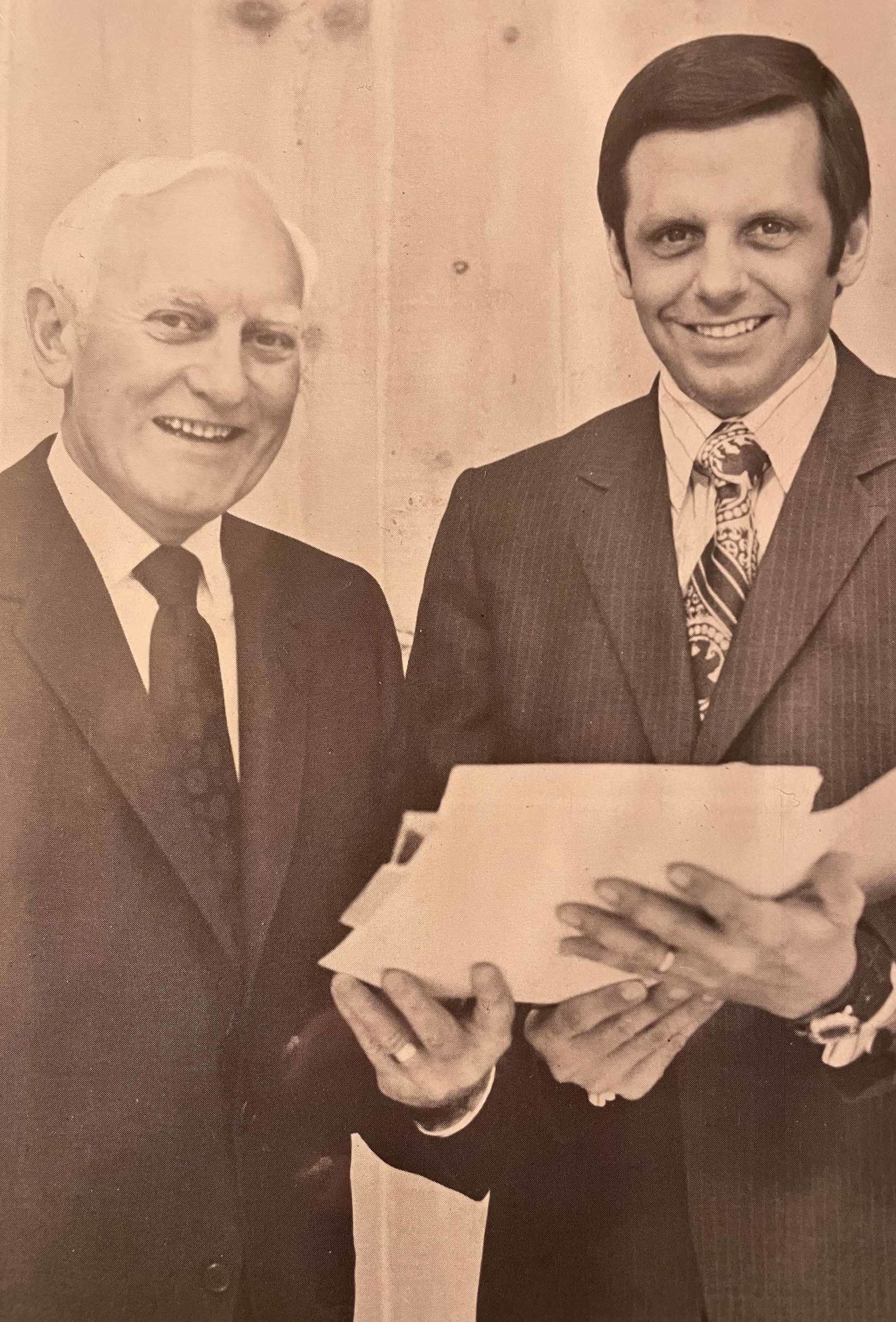 About | Onthank Interiors | Residential & Commercial Window Treatments